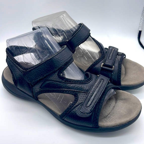 Clarks | Shoes | Clarks Comfort Sandals Leather Black Adjustable Straps ...